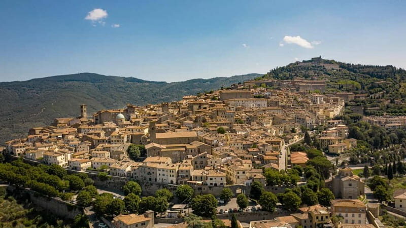 Florence: Cortona, Assisi and Perugia Full Day Trip