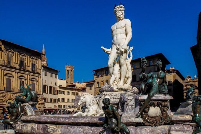 Florence in one day with a localGuide: David-City walk-Uffizi - Key Points