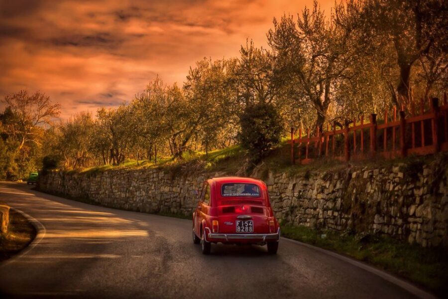 Florence Wine Tasting and Tuscan Lunch in a Vintage Fiat 500