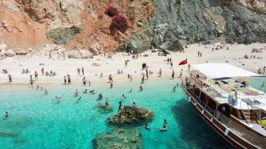 From Antalya or Kemer: Suluada Island Boat Trip with Lunch