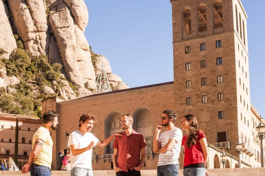 From Barcelona: Montserrat Half-Day Wine and Tapas Trip