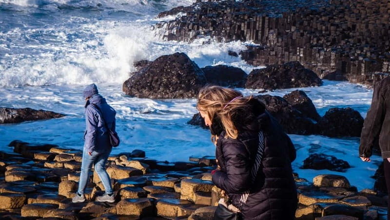 From Belfast: Full-Day Giant's Causeway Shore Excursion