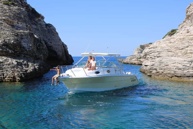 From Bonifacio: Lavezzi Islands and Bonifacio Boat Tour