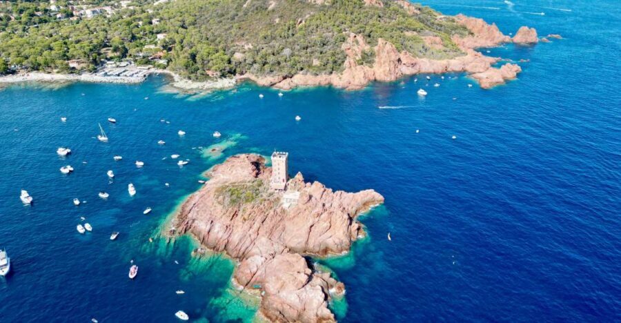 From Cogolin/Cavalaire: Cap Taillat Catamaran Day Tour