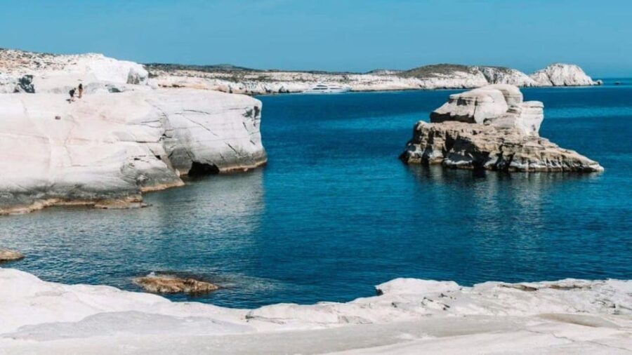 From Crete Rethimno:Milos Day Trip(Plaka,Sarakiniko,Polonia)