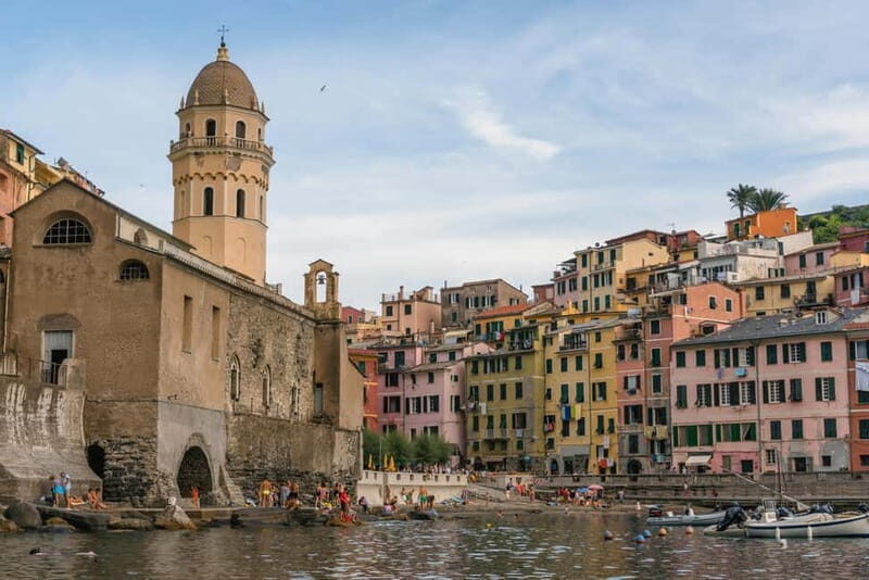 From Florence: Cinque Terre Group Tour with Lunch