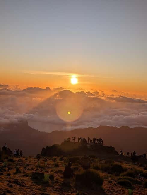 From Funchal: Pico Arieiro Sunrise with Optional Breakfast - The Itinerary in Detail