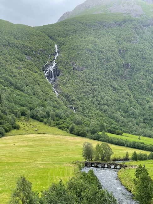 From Hellesylt: Electric Car Experience to Norangsdalen