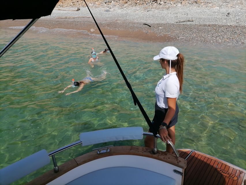 From La Spezia: Cinque Terre Boat Trip with Food Tastings