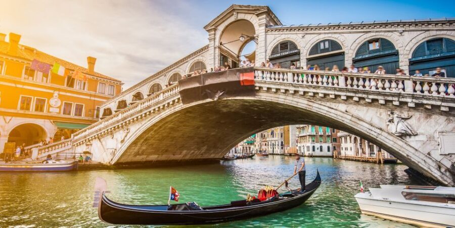 From Lake Garda: Full-Day Guided Group Tour of Venice