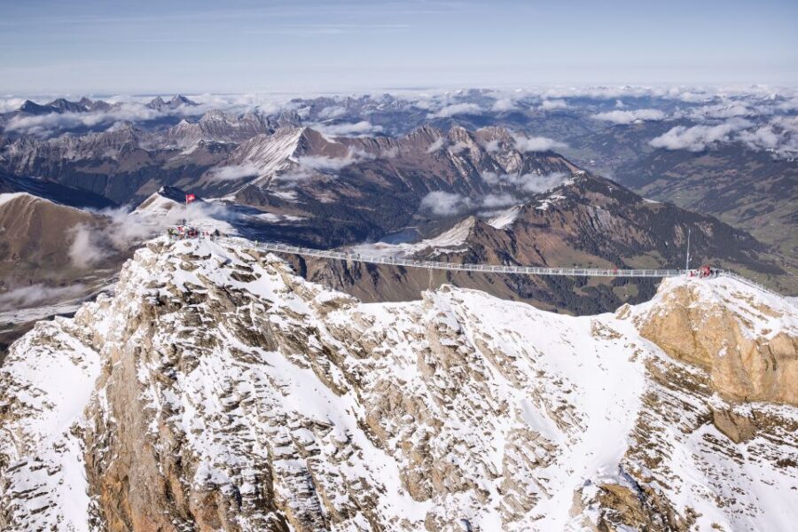From Lausanne: Glacier 3000 Experience Tour