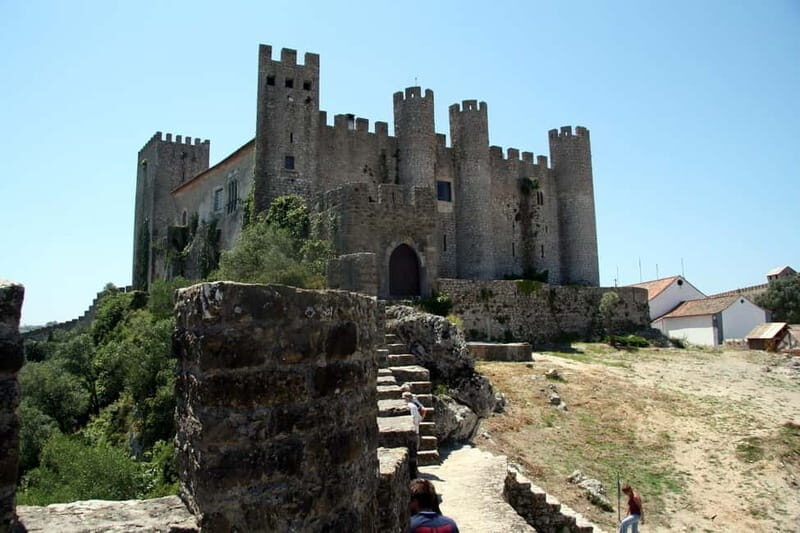 From Lisbon: Private Medieval Castles Day Tour