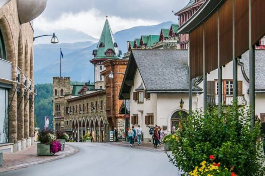 From Milan: Lake Como Cruise, St. Moritz & Bernina Red Train