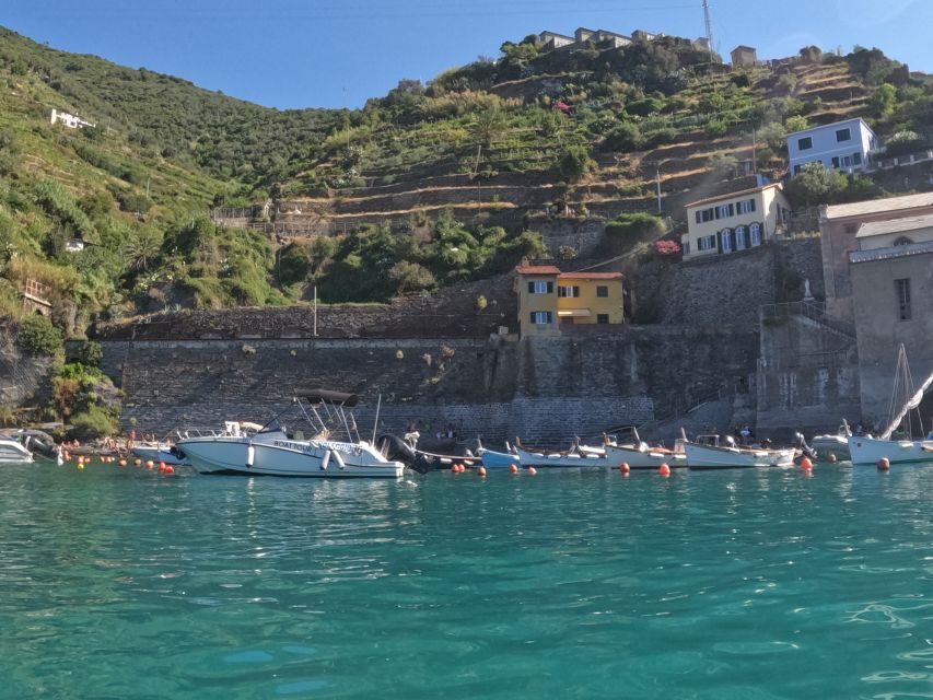 From Monterosso: Vernazza Bay Kayaking Tour