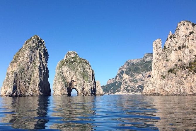 From Naples: Capri Island Tour with Lunch and Blue Grotto - Exploring Capri’s Iconic Landmarks by Boat