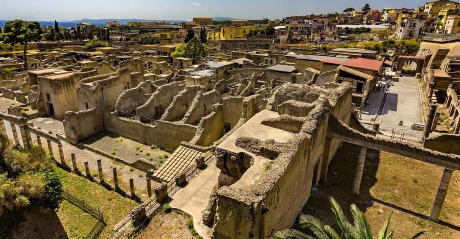 From Naples: Herculaneum and Pompeii Day Trip with Tickets - The Breakdown: What Makes Each Stop Special
