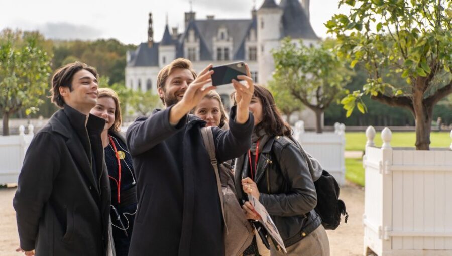 From Paris: Full-Day Loire Valley Chateaux Tour