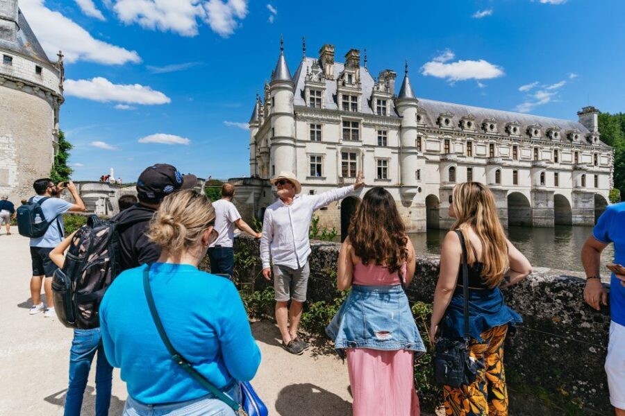 From Paris: Loire Valley Castles Day Trip With Wine Tasting
