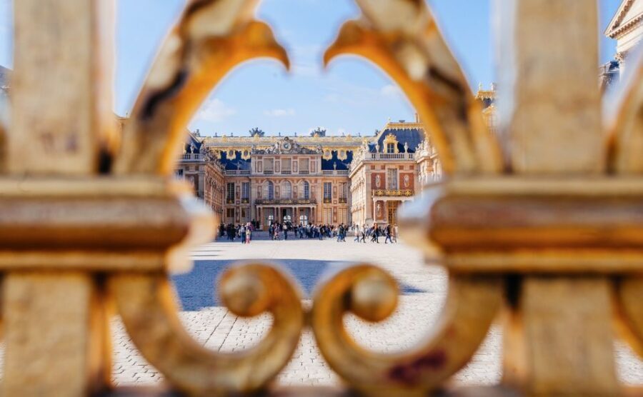 From Paris: Versailles Palace Small Group Half-Day Tour - Visiting the Queen’s Private Apartments and Personal Space