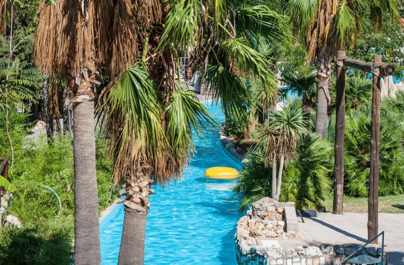 From Rethymno: Waterpark Adventure with Bus Transfer