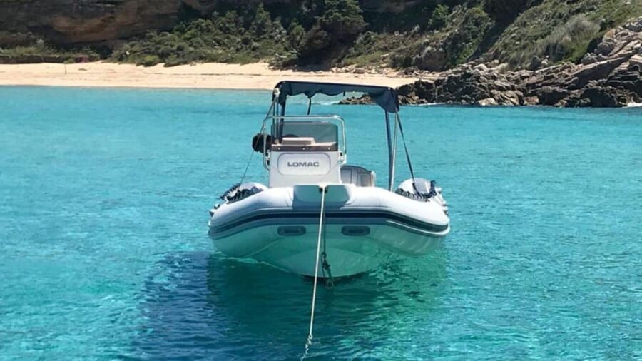 From Santa Teresa Gallura: dinghy tour to Corsica