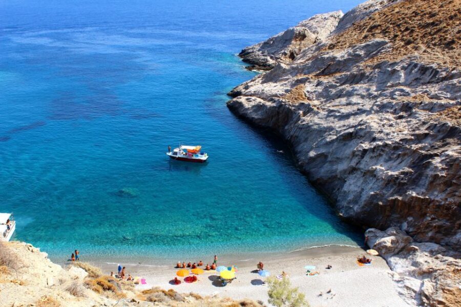 From Sifnos: Private Speedboat Trip to Folegandros Island