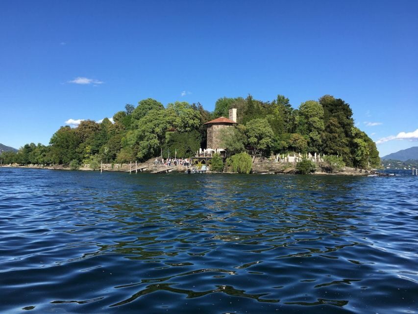 From Stresa: 2 Borromean Islands Hop-on Hop-off Boat Tour