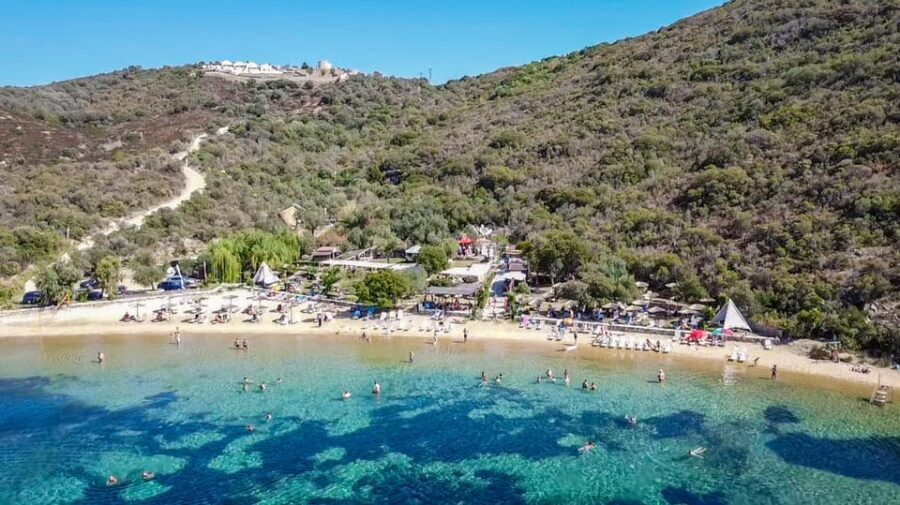 From Thessaloniki: Halkidiki Blue Lagoon Cruise with Lunch