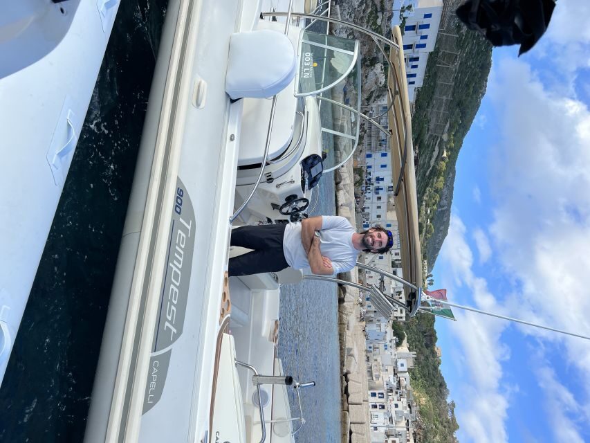From Trapani: Favignana and Levanzo Full Day Cruise