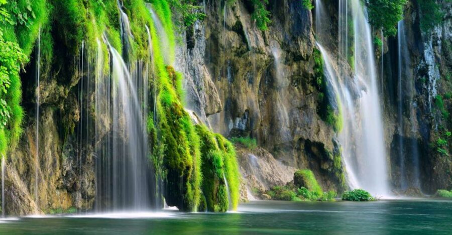 From Zadar: Plitvice Lakes National Park Tour