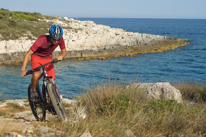 FUN E-BIKE RIDE at CAPE KAMENENJAK