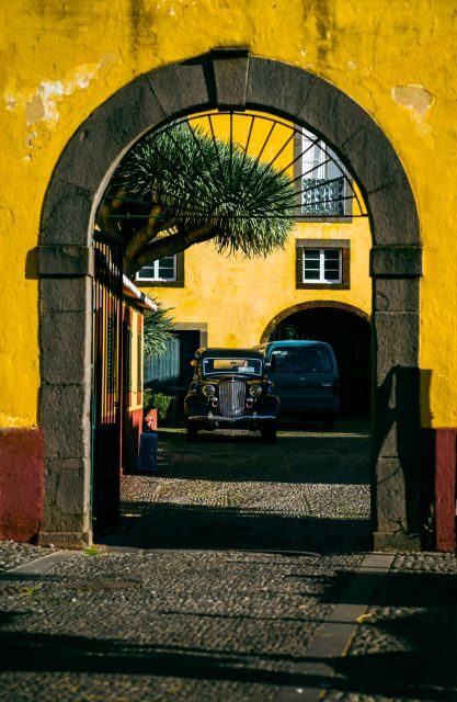 Funchal Old Town 1-Hour Tour by Tuk Tuk - Itinerary Breakdown: What You’ll See and Feel