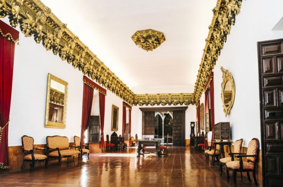 Gandia: Ducal Palace Entry Ticket with Audio Guide