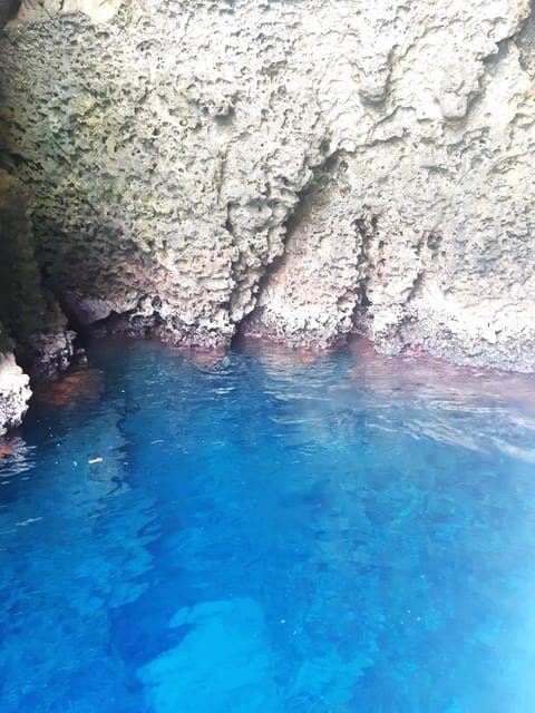 Giardini Naxos: Isola Bella and Grottos Cruise with Aperitif
