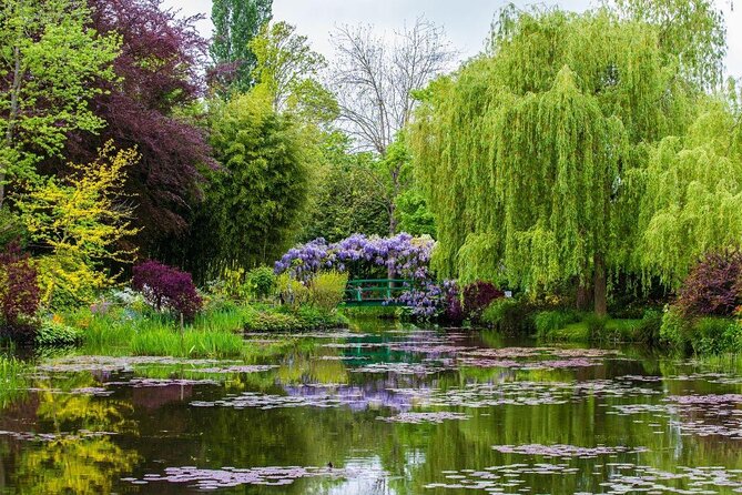 Giverny Monet's House and Gardens plus Shopping Session Day Trip - A Closer Look at the Itinerary and Experience