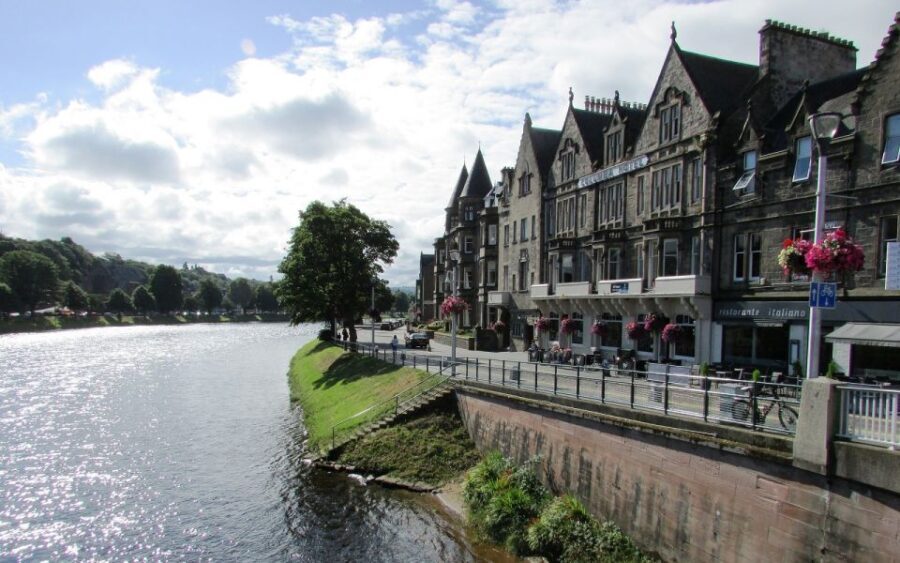 Glasgow: 2-Day Loch Ness, Inverness & Highlands Tour