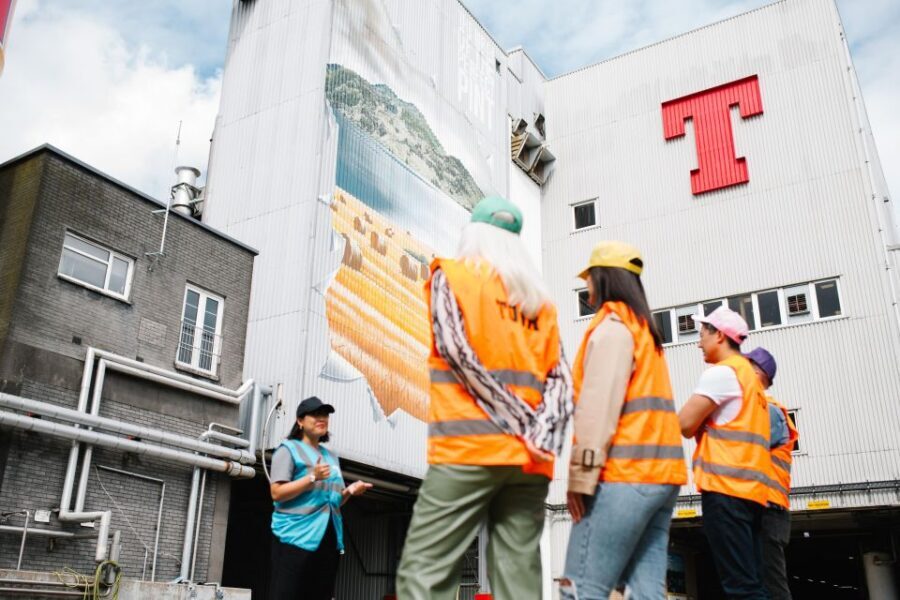 Glasgow: Tennents Brewery Guided Tour and Free Pint