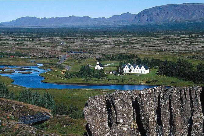 Golden Circle German-speaking small group tour from Reykjavík - Analyzing the Value: Price and Experience