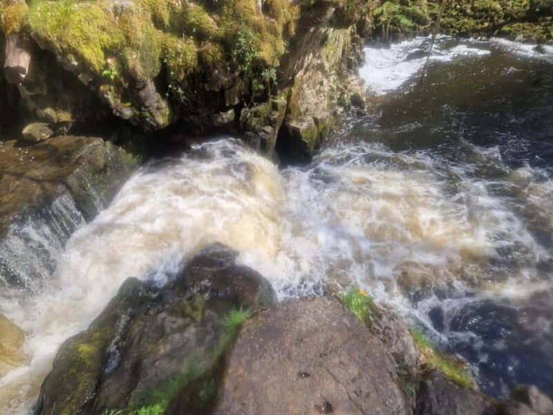 Guided Breacon Beacons 4 waterfalls in day hike from Cardiff