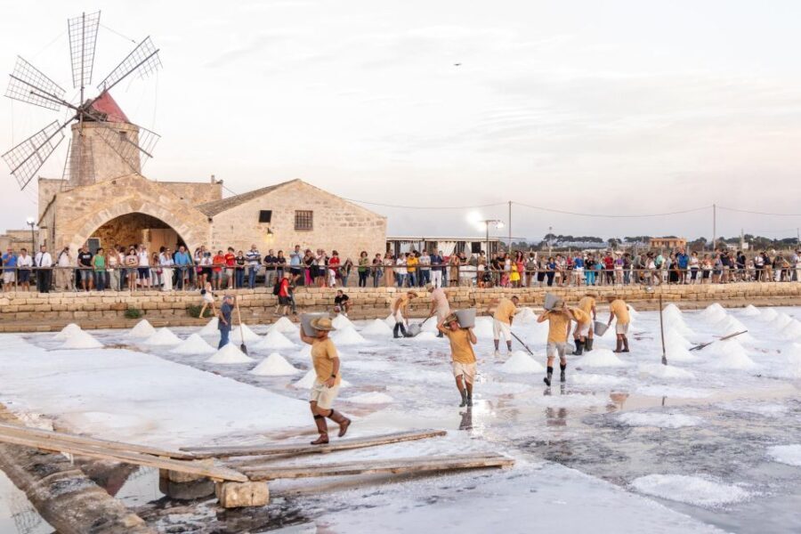 Guided tour of the Trapani Salt Pans and Salt Museum