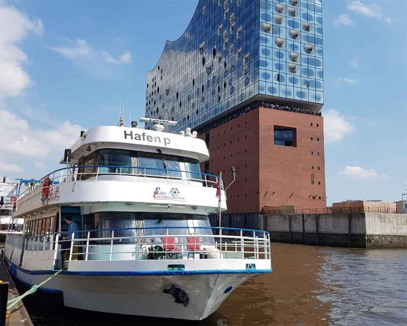 Hamburg: 1 hour harbor boat Tour Hamburg