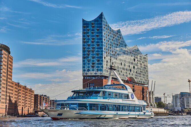 Hamburg: 1-hour harbor tour