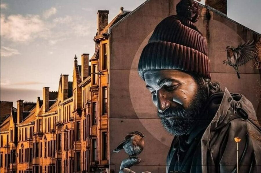 Highland Cows Glasgow Cathedral Kelpies Tour from Edinburgh - Exploring Glasgow: Cathedral, Necropolis, and Murals