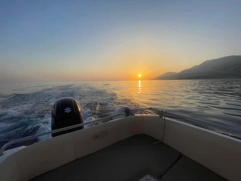 Himare to Grama Bay: All day boat trip with Drink&Snorkel