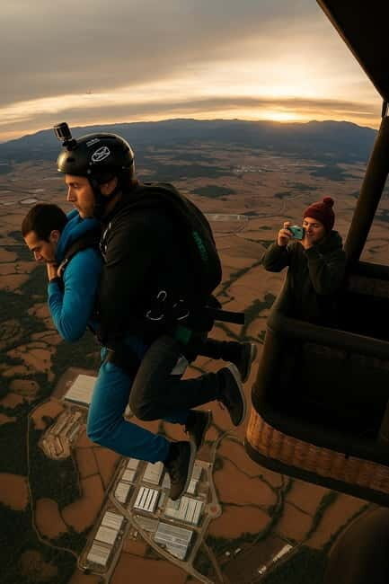 Hot Air Balloon Skydive Over BCN  Sunrise Jump + Transport - The Jump: A Brief but Intense Adrenaline Surge
