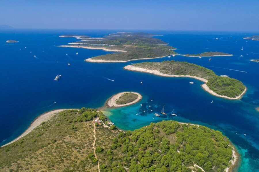 Hvar: Blue & Green Cave group Excursion from Hvar