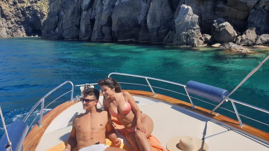 Island of Ischia: private full day boat tour on Cilento 12m