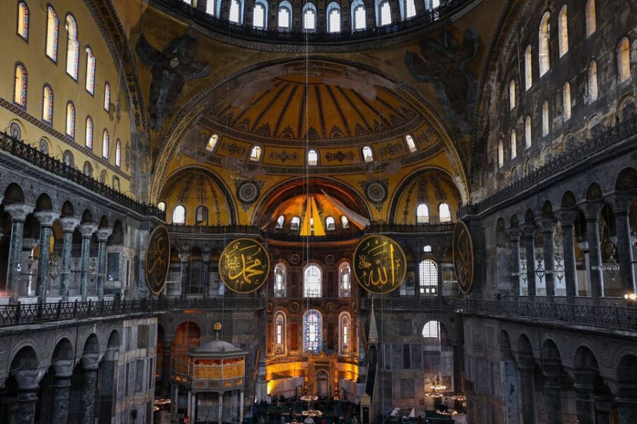 Istanbul: Hagia Sofia, Blue Mosque, and Grand Bazaar Tour - What to Expect: Insights from Travelers