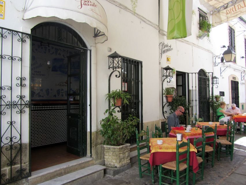 Jerez: Traditional Tapas Tour