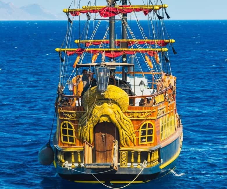 Kardamaina: Pirate Boat Cruise to 3 Bays with BBQ Lunch